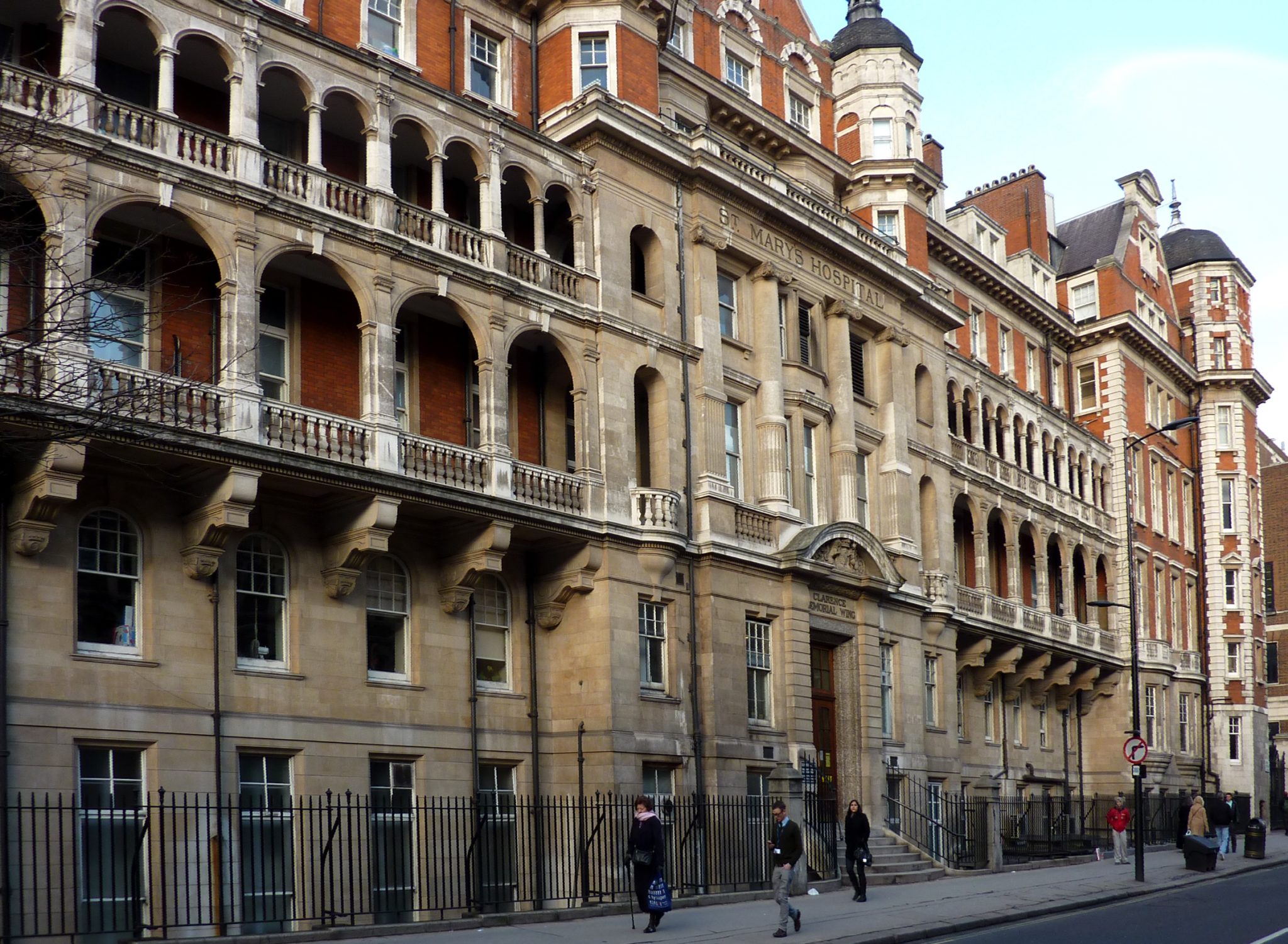 Alexander Fleming Laboratory Museum - Access to London